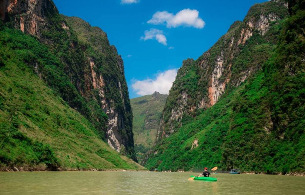 Descubre todo sobre el kayak: tipos y modalidades